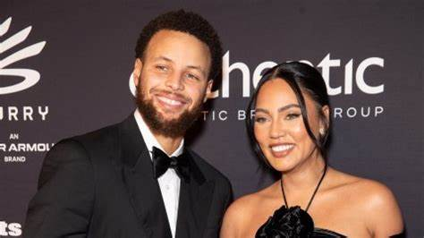 Ayesha and Steph Curry are Expecting Baby #4! – The Culture Keeper